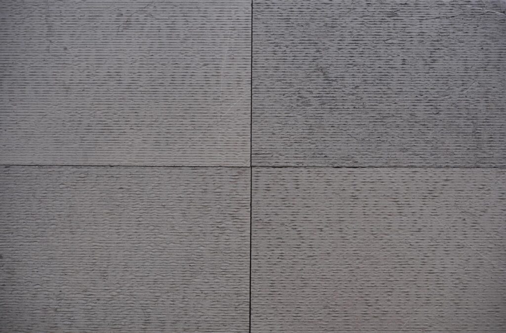 Pietra Grey Marble Broken Cut - Negin Stone
